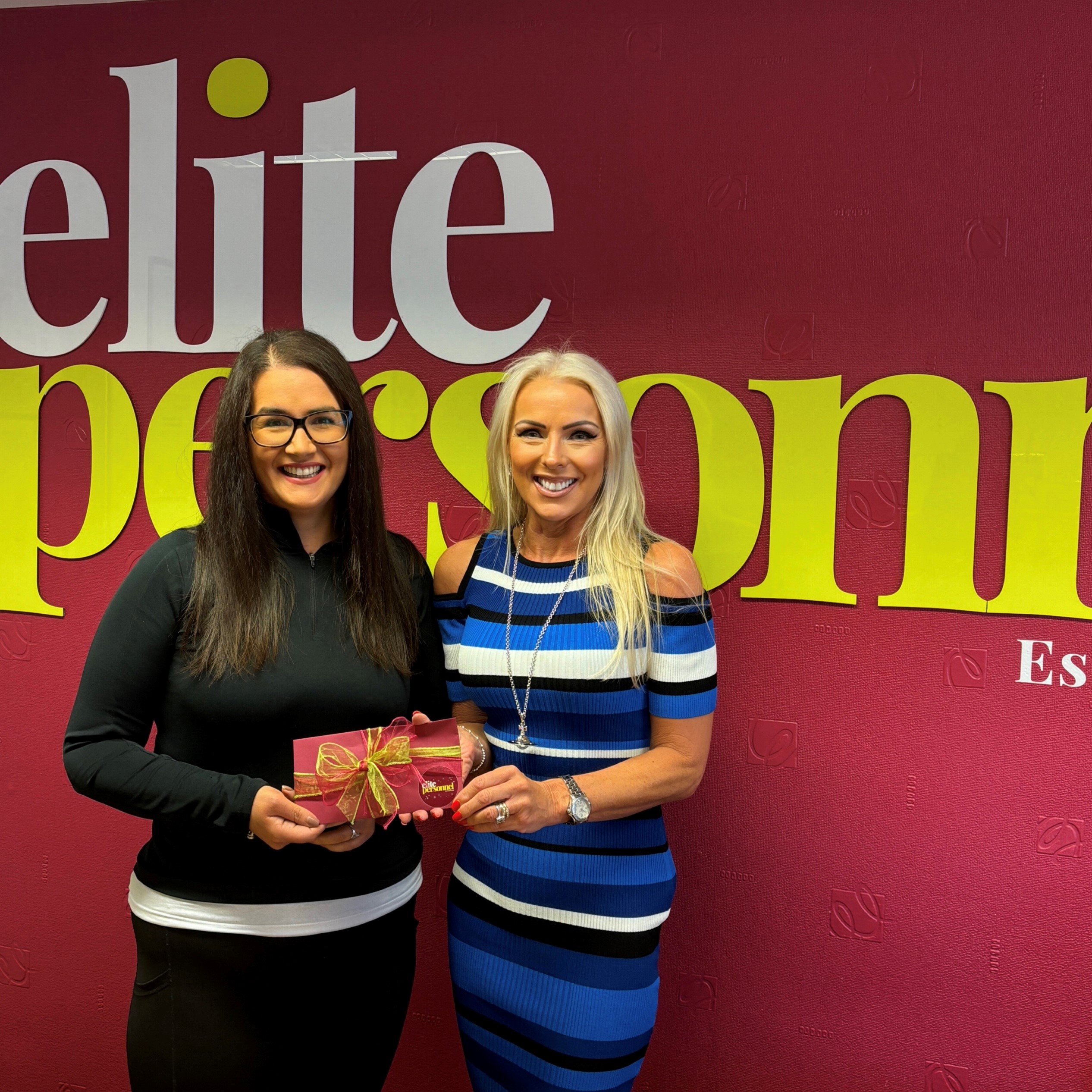 Euros competition winner receives prize - Elite Personnel